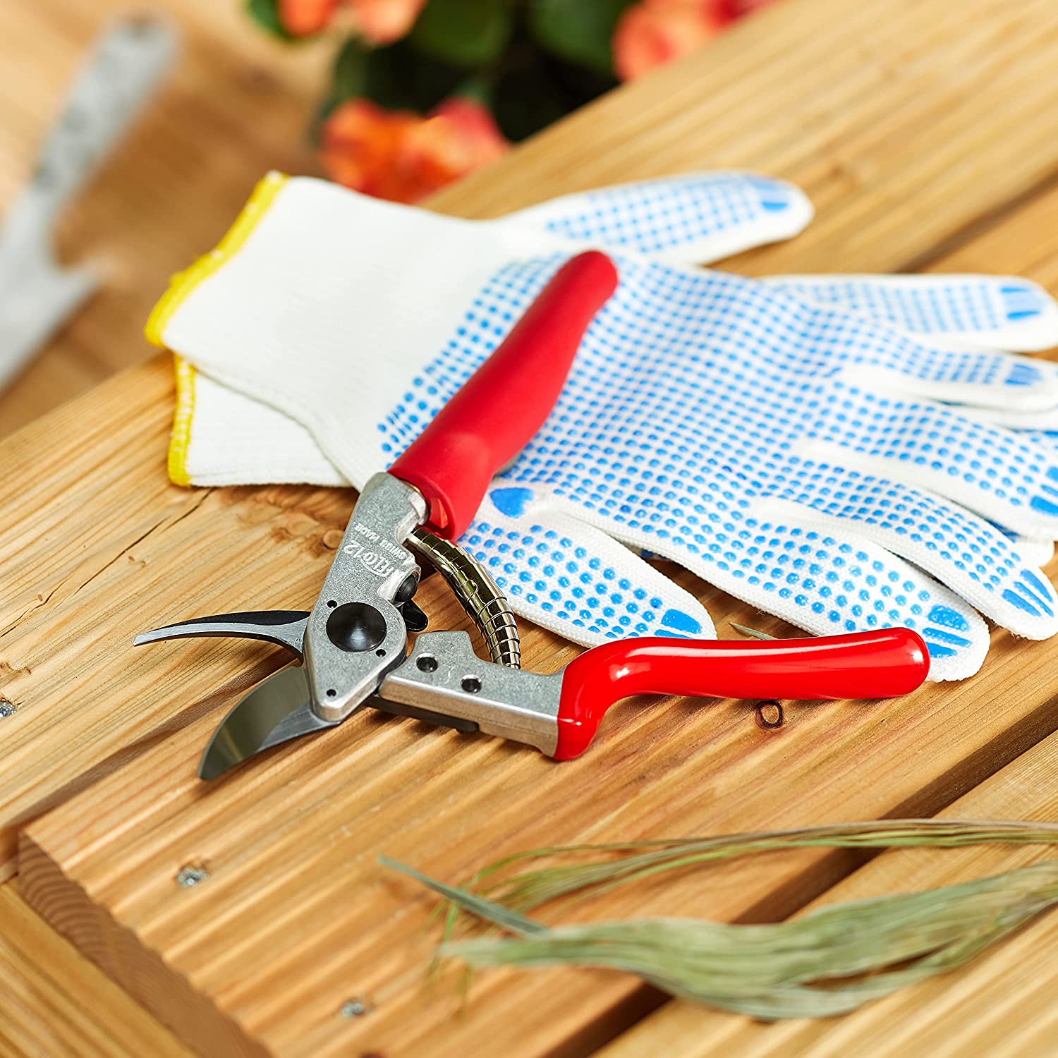 Felco F12 Classic Pruner – Greenhouse Megastore